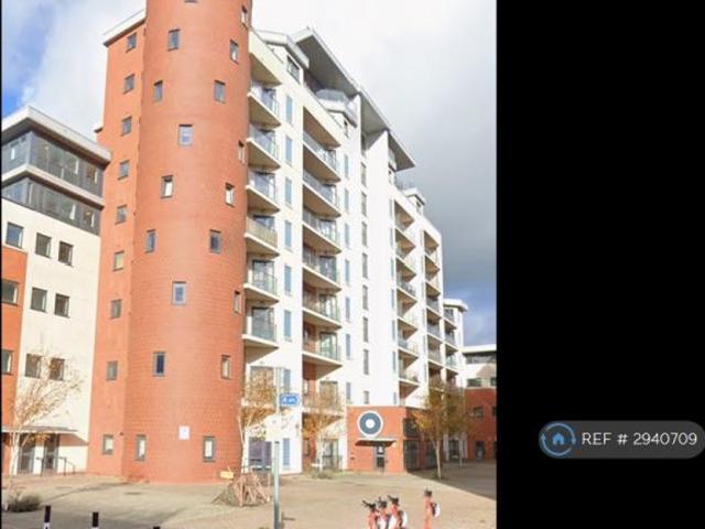 Apartment at Railway Terrace, Slough