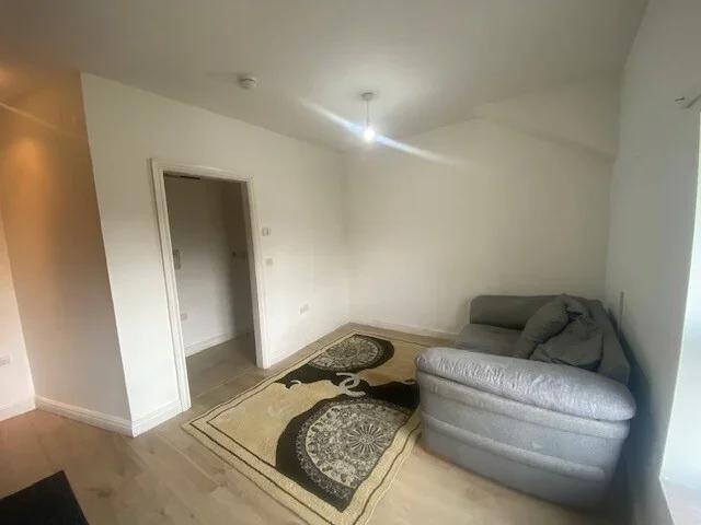 Apartment at Railway Street, Cardiff