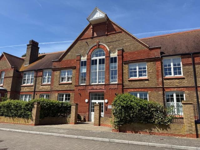 Apartment at Rainbow Square, Adur