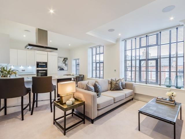 Apartment at Rainville Road, Greater London