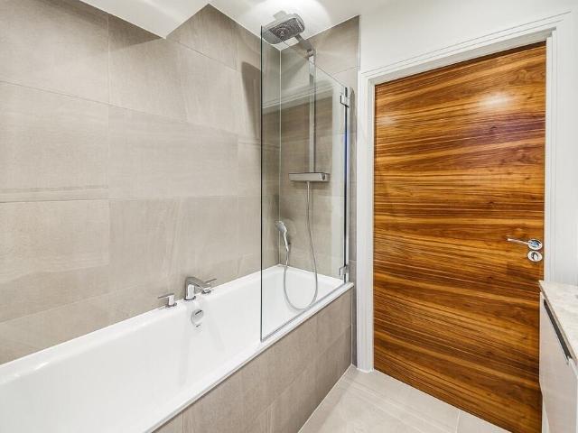 Apartment at Rainville Road, Greater London
