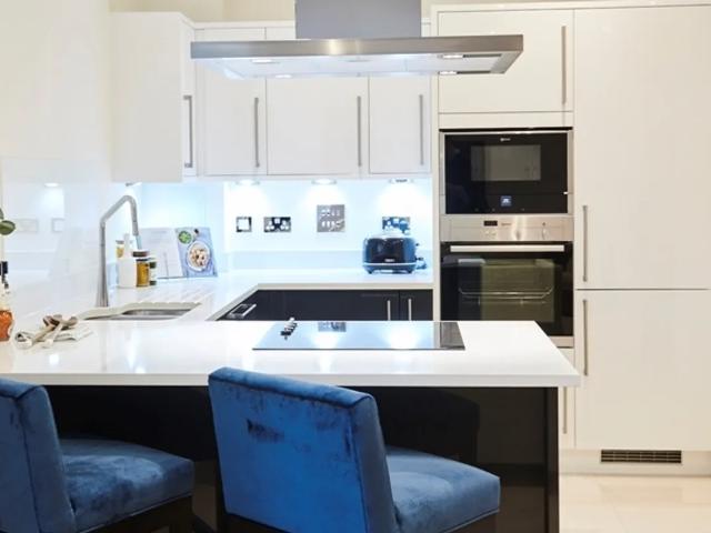 Apartment at Rainville Road, Greater London