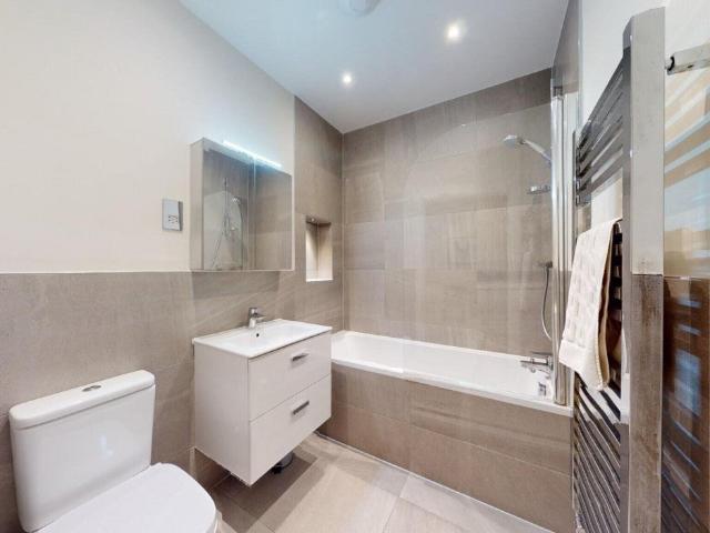 Apartment at Rainville Road, Greater London