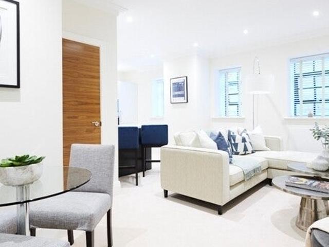 Apartment at Rainville Road, Greater London
