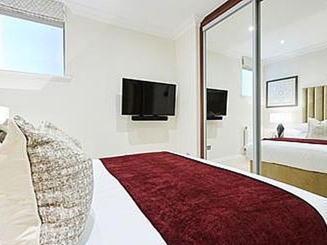 Apartment at Rainville Road, Greater London