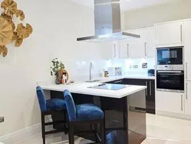 Apartment at Rainville Road, Greater London