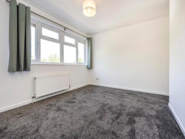 Apartment at Ramsons Avenue, Milton Keynes