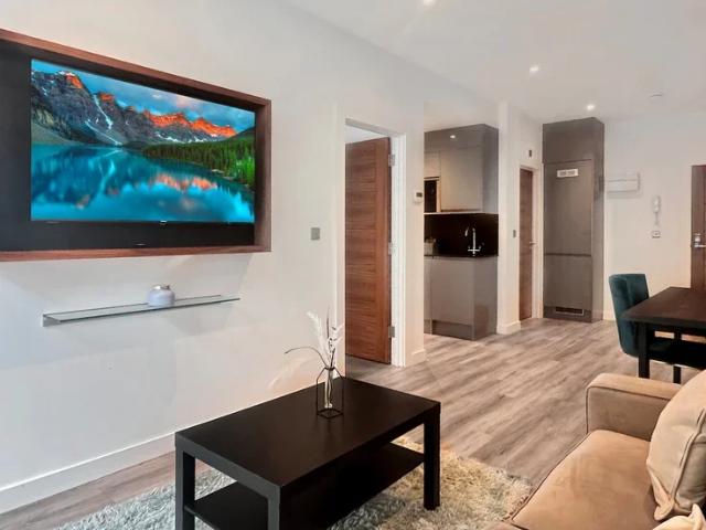 Apartment at Ramsons Avenue, Milton Keynes