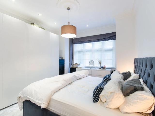 Apartment at Randolph Avenue, City of Westminster