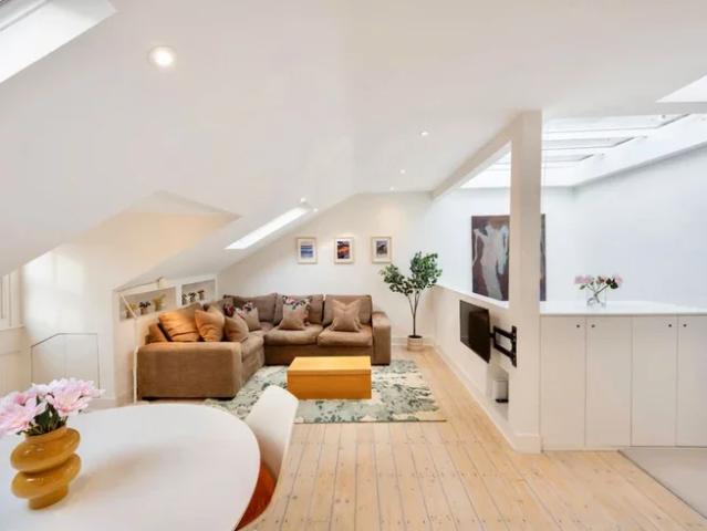 Apartment at Randolph Avenue, City of Westminster
