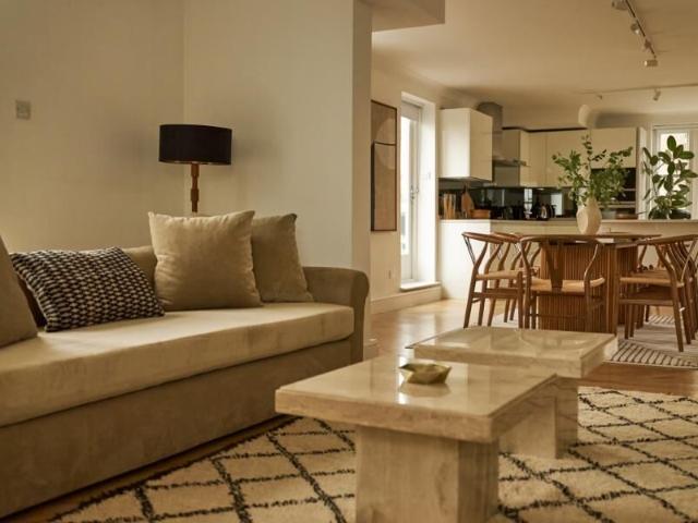 Apartment at Randolph Avenue, City of Westminster