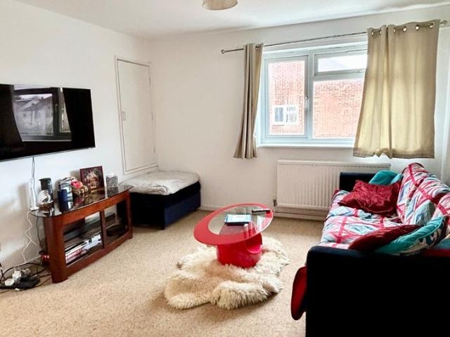 Apartment at Rankin Close, Greater London