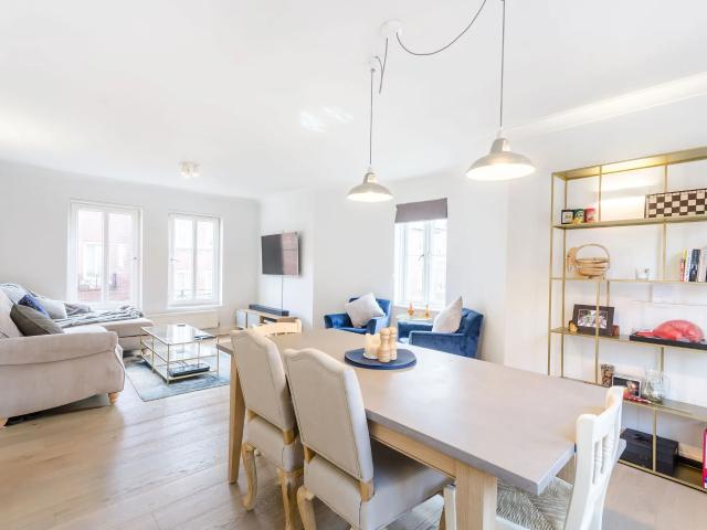 Apartment at Ranston Street, City of Westminster