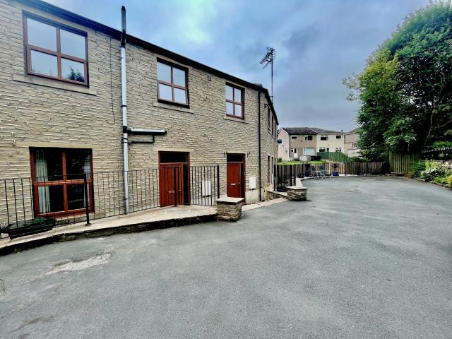Apartment at Reva Syke Road, Bradford
