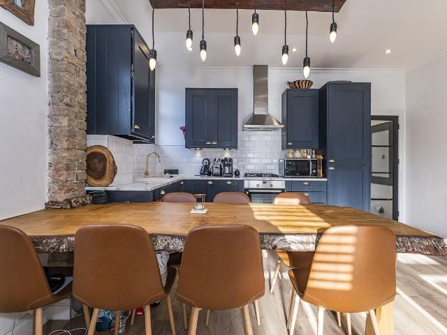 Apartment at Revelstoke Road, Greater London