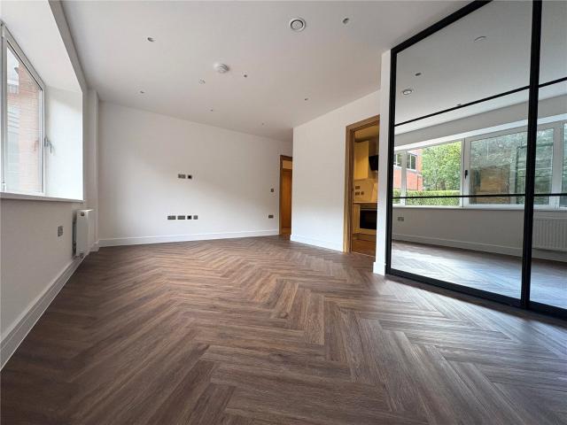 Apartment at Reading Road North, Hart
