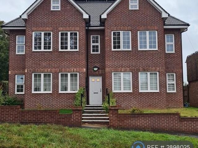 Apartment at Rectory Park, Greater London