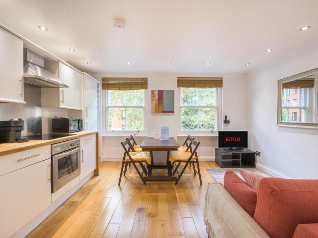 Apartment at Red Lion Square, Greater London