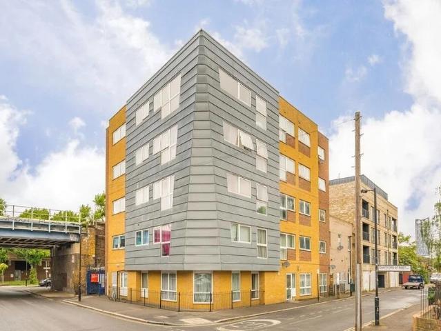 Apartment at Red Lion Row, Greater London