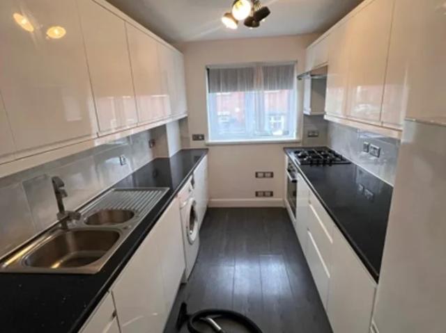 Apartment at Red Willow, Harlow
