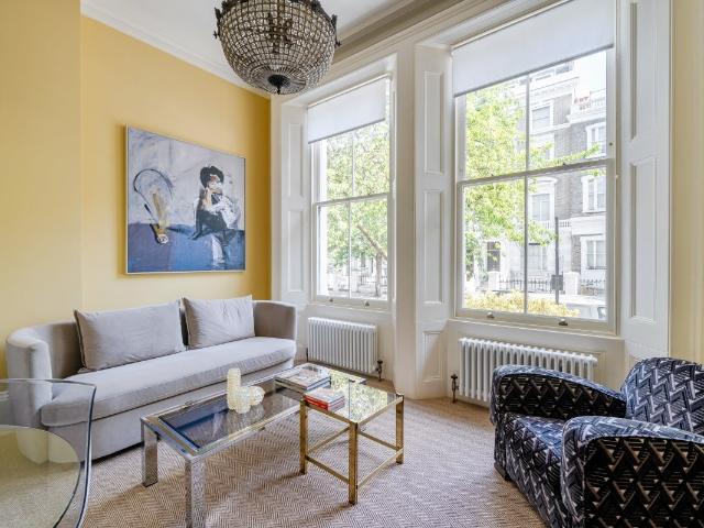 Apartment at Redcliffe Gardens, Greater London