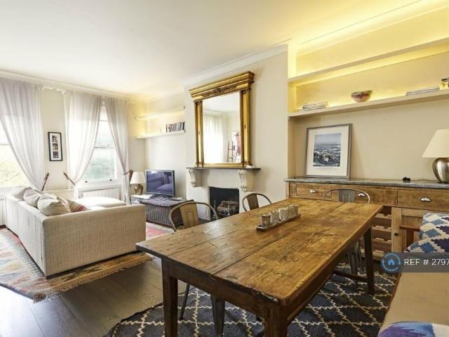 Apartment at Redcliffe Gardens, Greater London