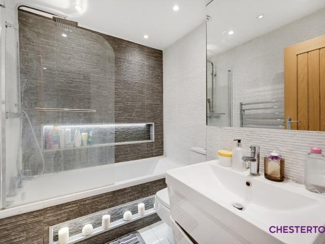 Apartment at Redcliffe Gardens, Greater London