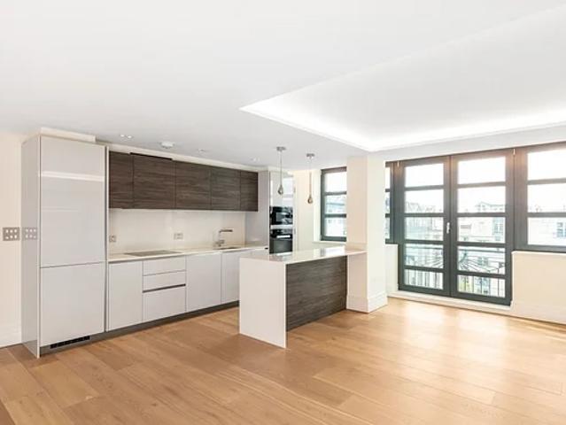 Apartment at Redan Place, City of Westminster