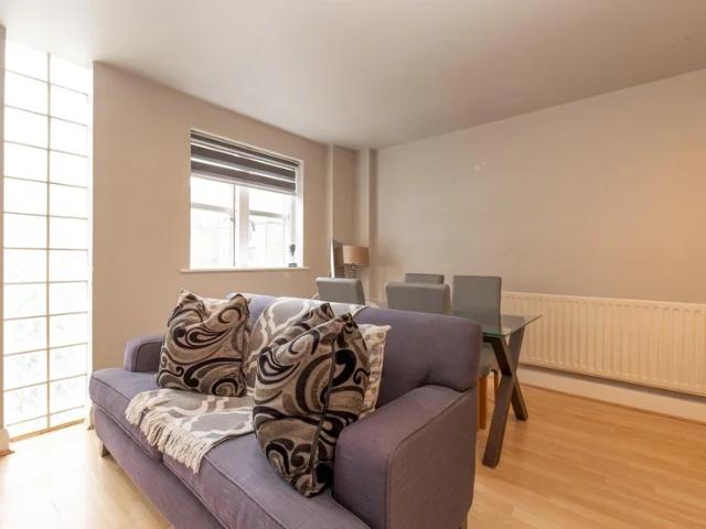 Apartment at Redan Place, City of Westminster