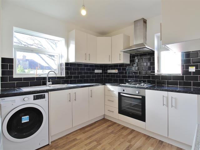 Apartment at Redesdale Gardens, Greater London