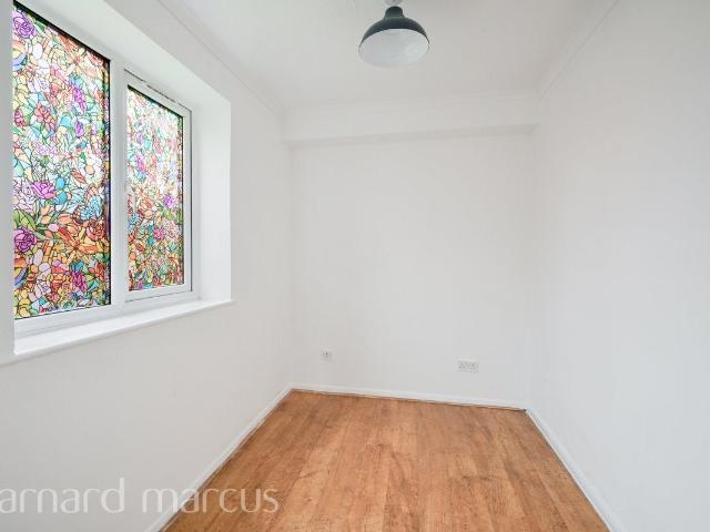 Apartment at Redford Close, Greater London