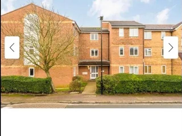 Apartment at Redford Close, Greater London