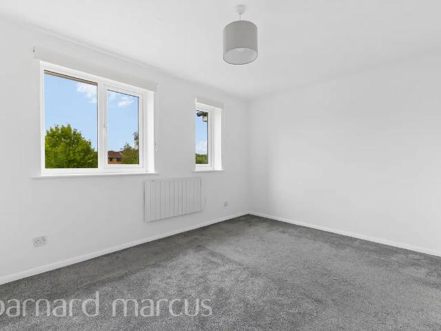 Apartment at Redford Close, Greater London