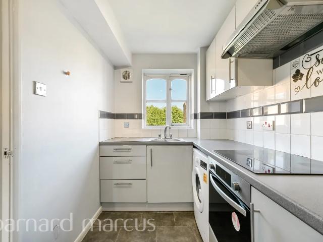 Apartment at Redford Close, Greater London