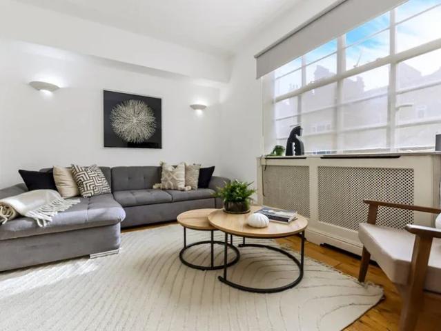 Apartment at Reeves Mews, City of Westminster