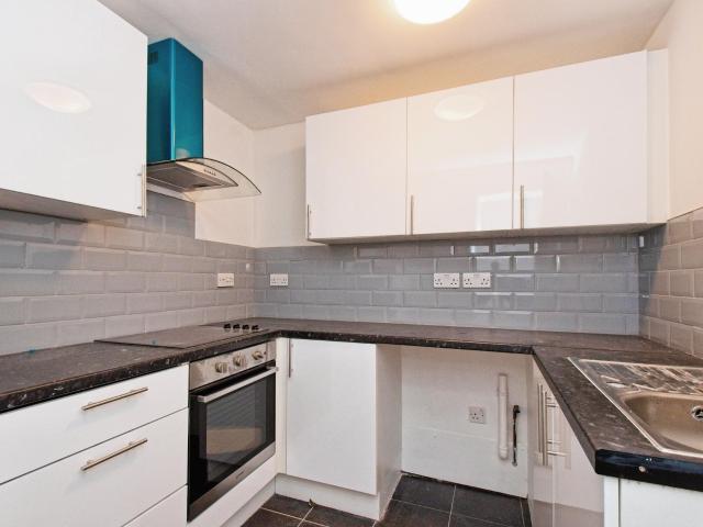 Apartment at Reeves Road, Greater London