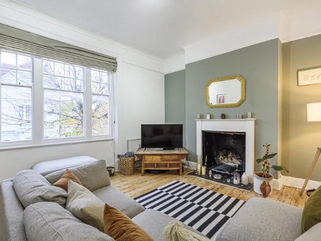 Apartment at Reform Street, Greater London