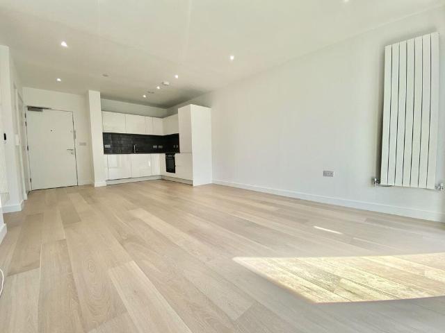 Apartment at Regalia Close, Greater London