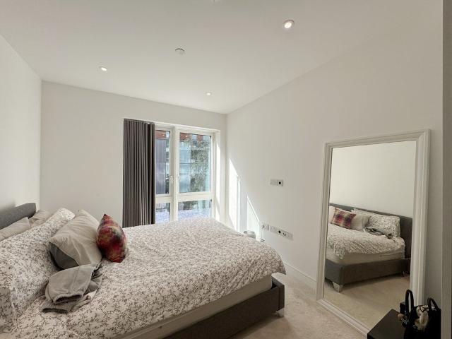 Apartment at Regatta Lane, Greater London