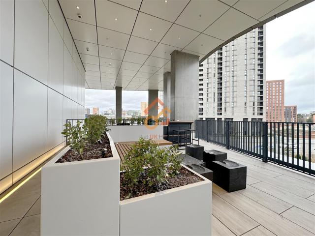 Apartment at Trinity Way, Manchester