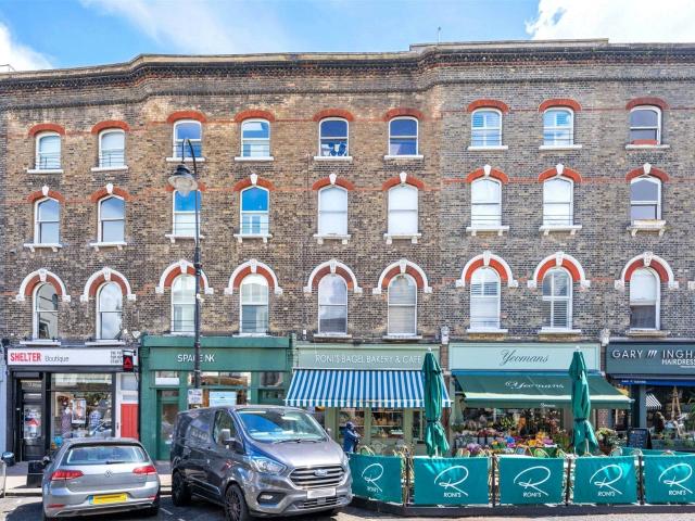 Apartment at Regent's Park Road, Greater London