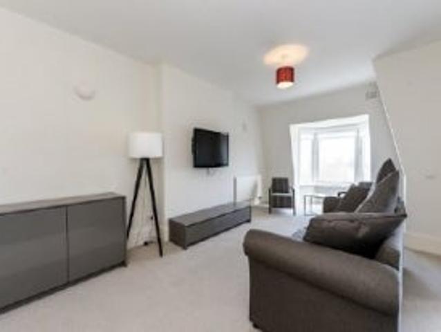 Apartment at Regent's Park Road, Greater London
