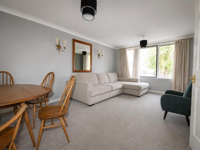 Apartment at Regency Street, City of Westminster