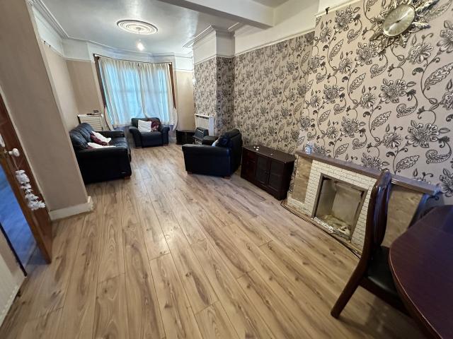 Apartment at Regina Road, Greater London