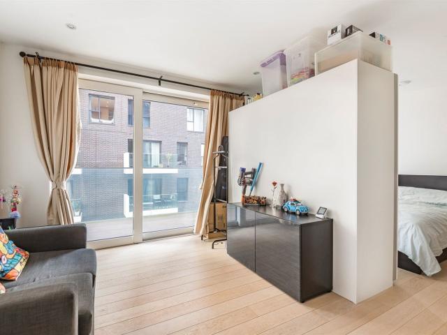 Apartment at Reminder Lane, Greater London