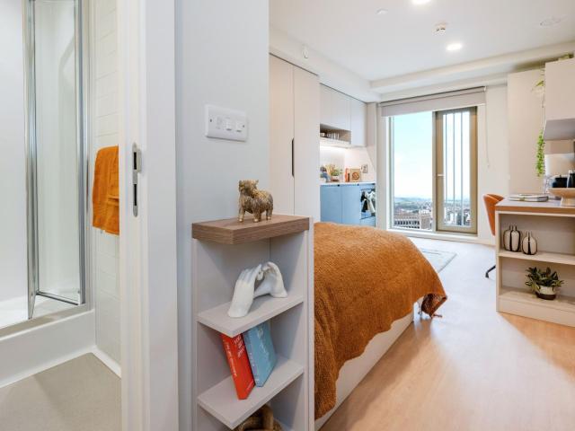 Apartment at Renfield Street, Glasgow