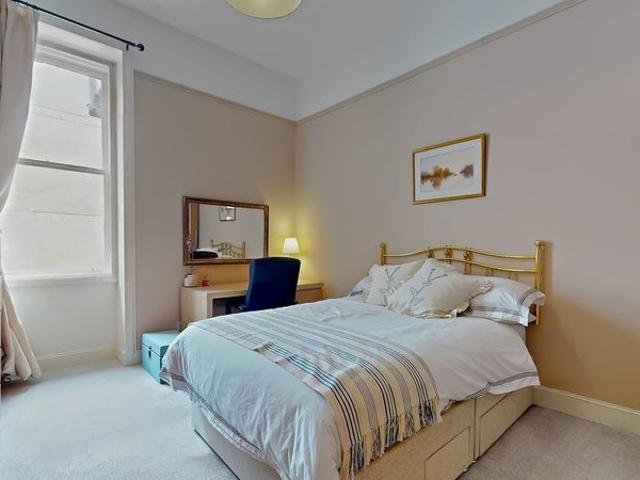 Apartment at Renfrew Street, Glasgow