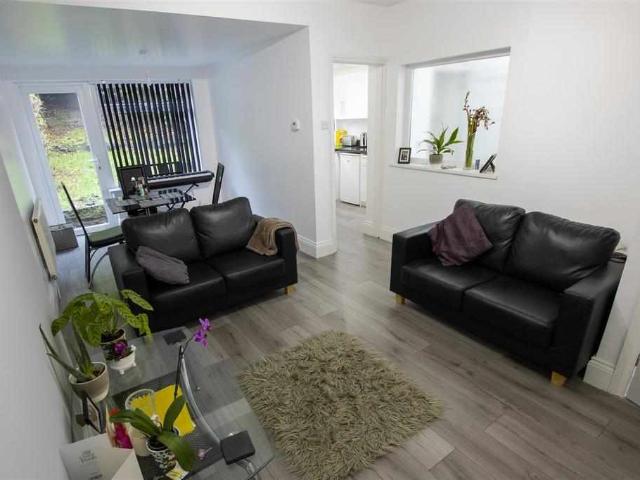 Apartment at Reservoir Road, Birmingham