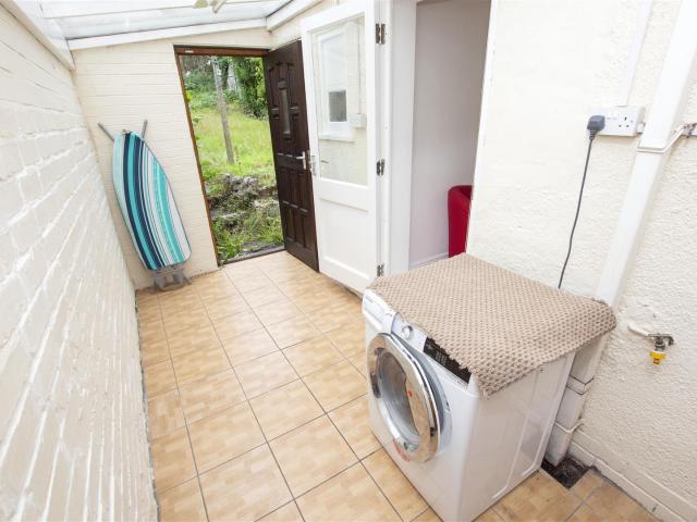 Apartment at Reservoir Road, Birmingham