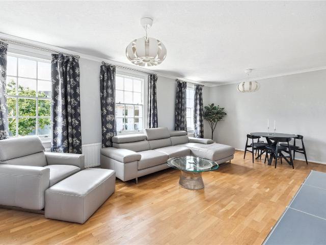 Apartment at Rheidol Terrace, Greater London